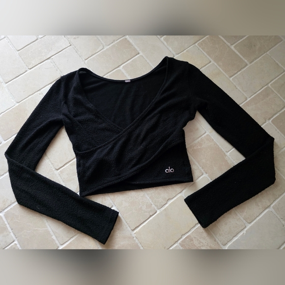 ALO Yoga | Tops | Alo Yoga Amelia Luxe Long Sleeve Crossover Wrap Top ...